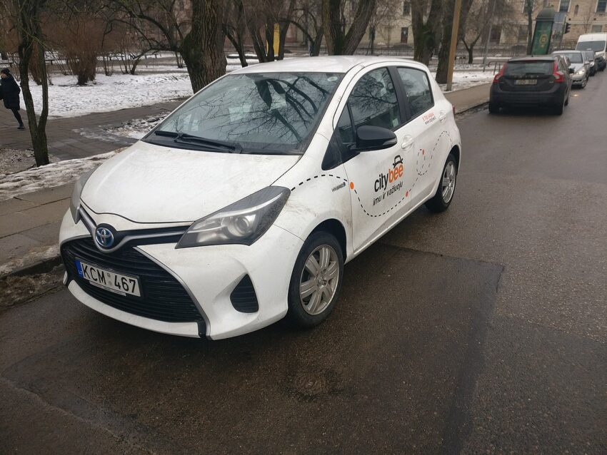 How To Travel Between Vilnius & Kaunas - Lithuania Explained